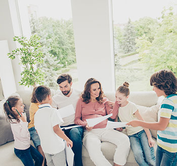 Education - Associations Familiales Catholiques